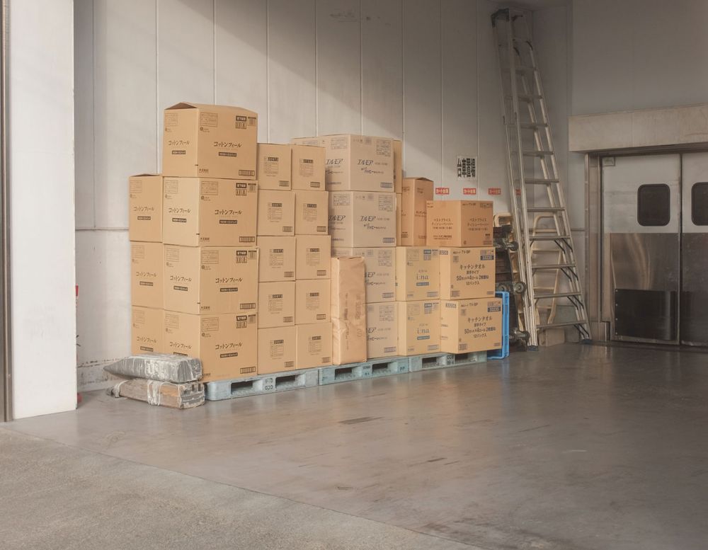 Weather Effects on Cardboard Boxes & Humidity | PackMojo