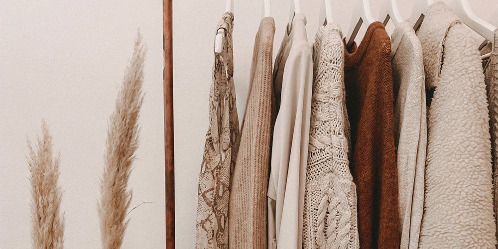 How to Package Clothes for Shipping Securely | PackMojo