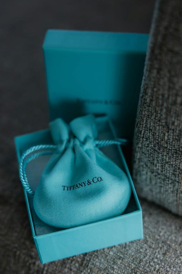 Tiffany-Like Packaging: Luxury Boxes & More | PackMojo